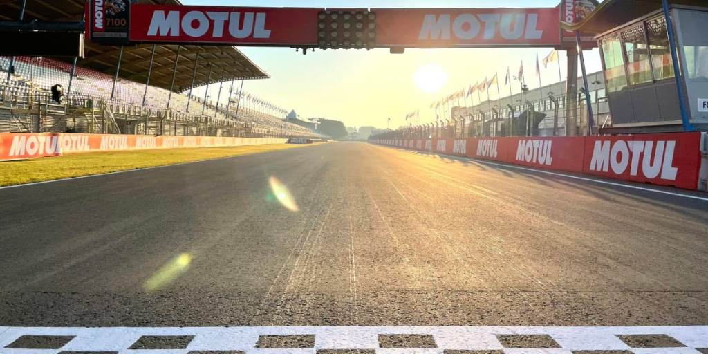 First track day - What to expect on your first track day - Bikerblog